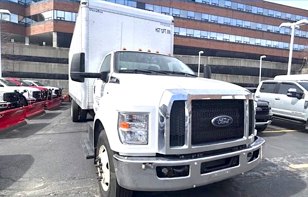 2021 FORD F650 26 Ft VAN BODY | Truck and Equipment Post Ads